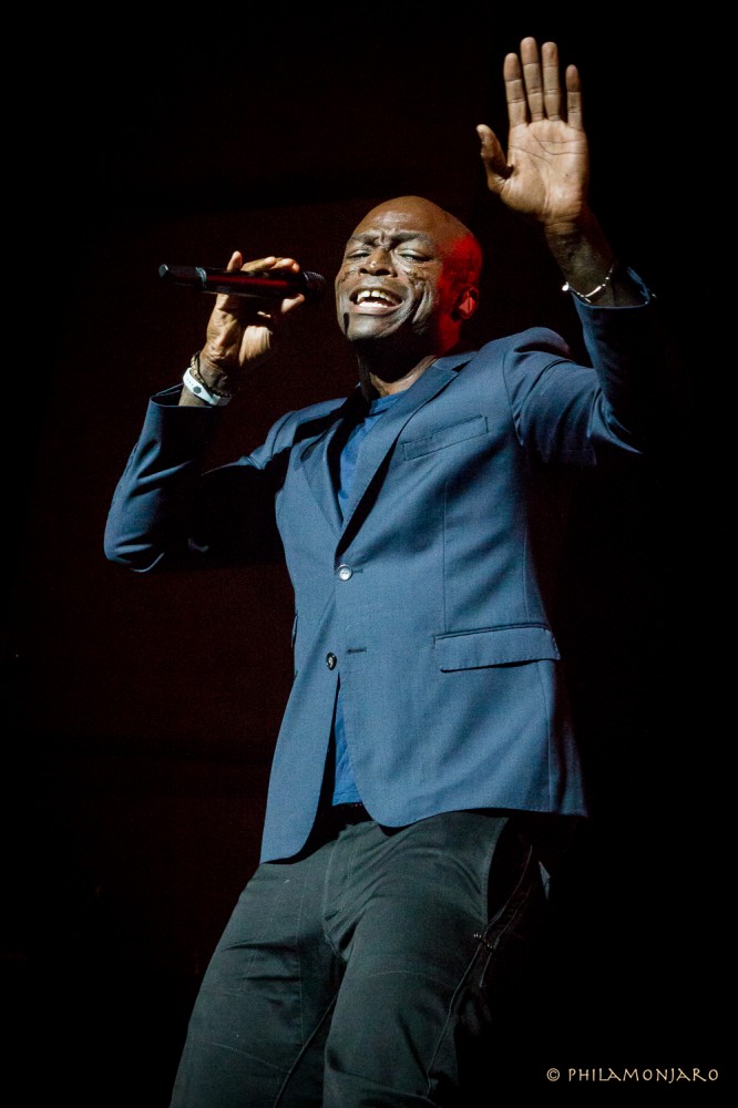Photo Gallery / Recap | Seal @ Ravinia 8/28/16 - Tomorrow's Verse